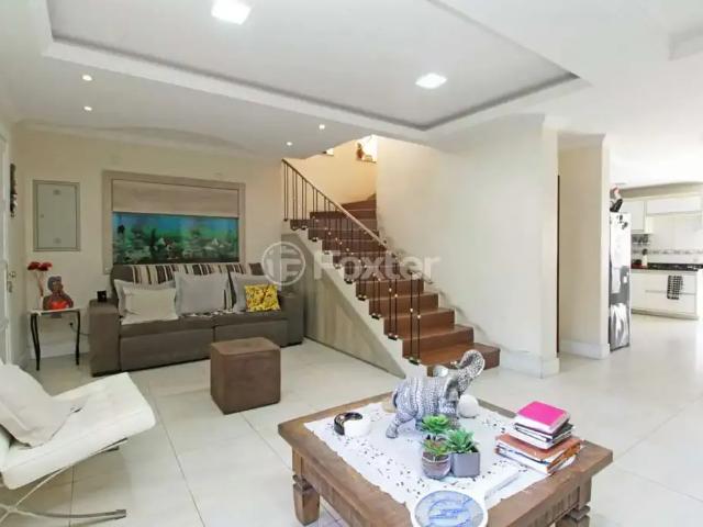 Casa / Sobrado para Venda em Porto Alegre/RS Partenon 3 Quartos