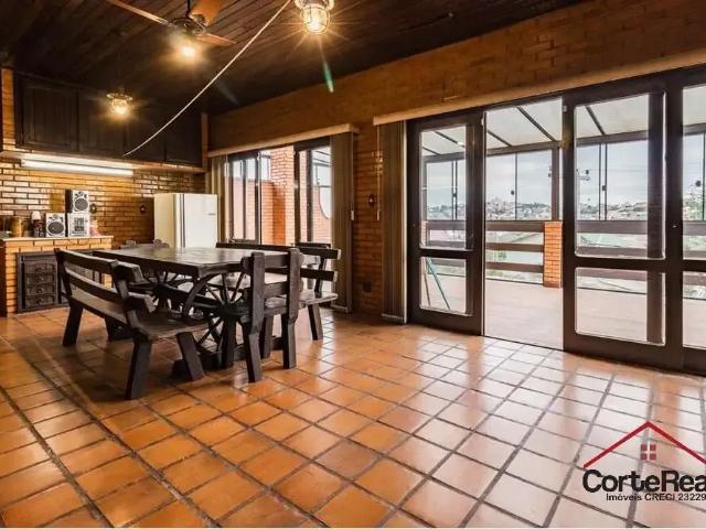 Casa / Sobrado para Venda em Porto Alegre/RS Partenon 3 Quartos