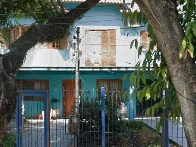 Casa / Sobrado para Venda em Porto Alegre/RS Partenon 3 Quartos
