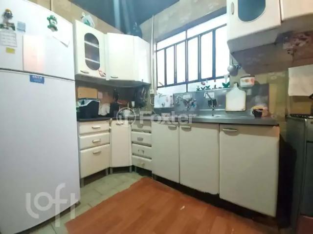 Casa / Sobrado para Venda em Porto Alegre/RS Partenon 3 Quartos