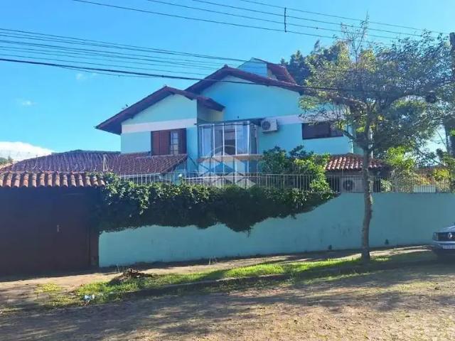 Casa / Sobrado para Venda em Porto Alegre/RS Partenon 3 Quartos