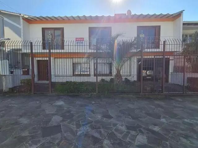 Casa / Sobrado para Venda em Porto Alegre/RS Partenon 3 Quartos