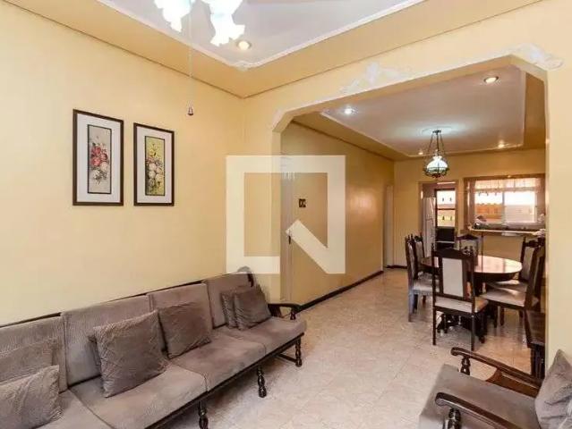 Casa / Sobrado para Venda em Porto Alegre/RS Partenon 3 Quartos