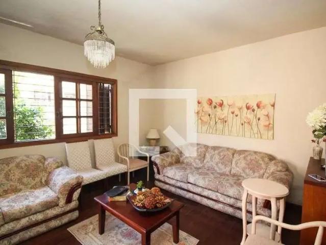 Casa / Sobrado para Venda em Porto Alegre/RS Partenon 3 Quartos