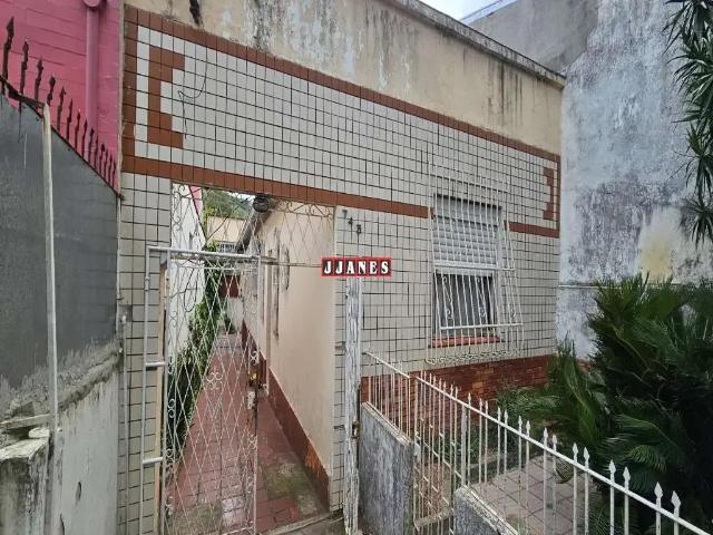 Casa / Sobrado para Venda em Porto Alegre/RS Partenon 3 Quartos