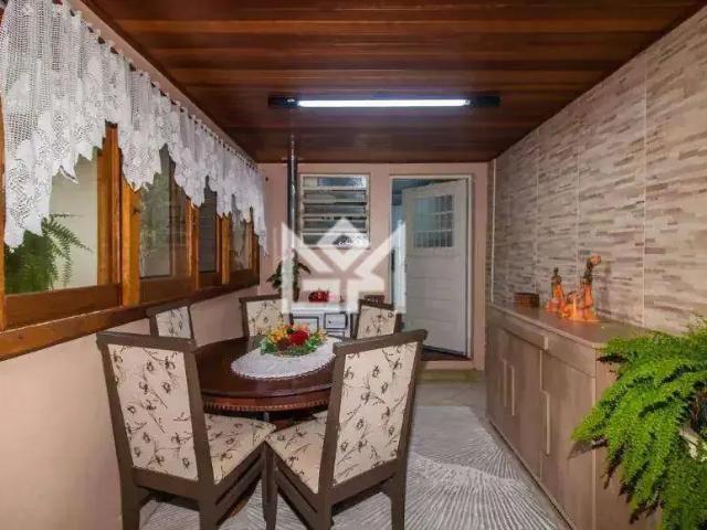 Casa / Sobrado para Venda em Porto Alegre/RS Partenon 3 Quartos