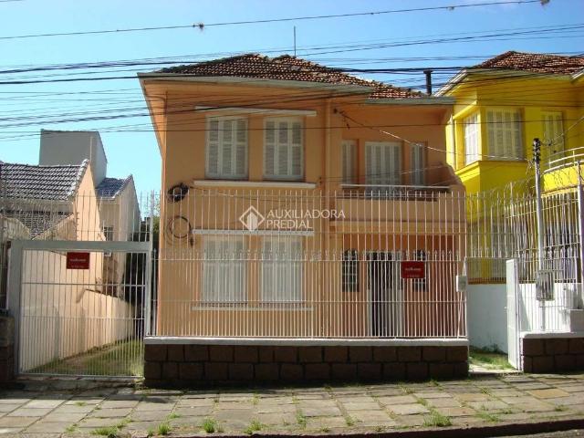 Casa / Sobrado para Venda em Porto Alegre/RS Partenon 3 Quartos