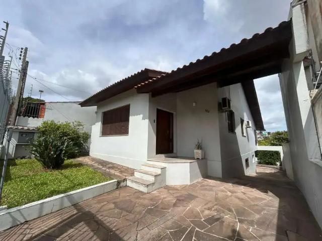Casa / Sobrado para Venda em Porto Alegre/RS Partenon 3 Quartos