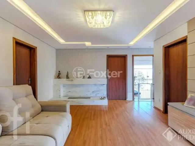 Casa / Sobrado para Venda em Porto Alegre/RS Partenon 3 Quartos