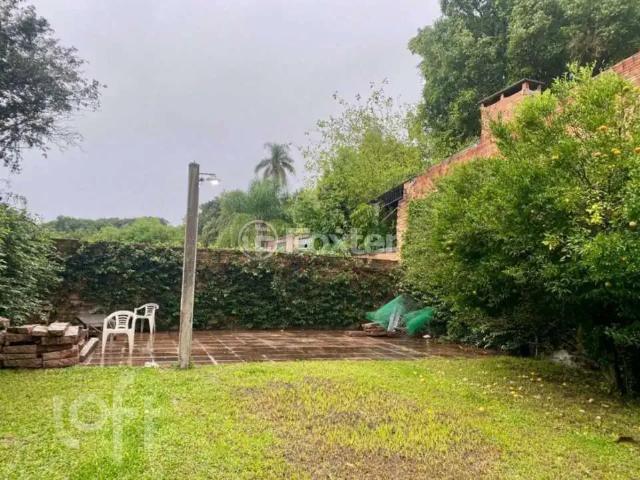 Casa / Sobrado para Venda em Porto Alegre/RS Partenon 3 Quartos