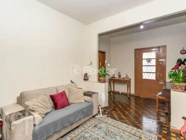 Casa / Sobrado para Venda em Porto Alegre/RS Partenon 3 Quartos