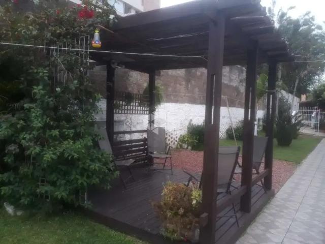 Casa / Sobrado para Venda em Porto Alegre/RS Partenon 3 Quartos