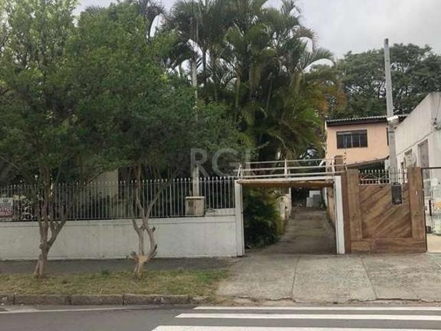 Casa / Sobrado para Venda em Porto Alegre/RS Partenon 3 Quartos