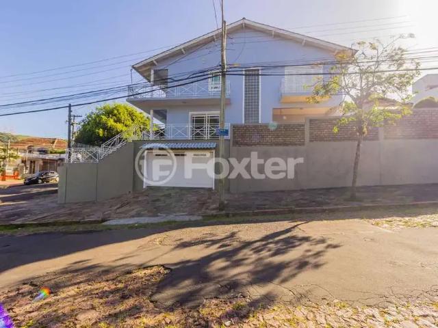 Casa / Sobrado para Venda em Porto Alegre/RS Partenon 3 Quartos