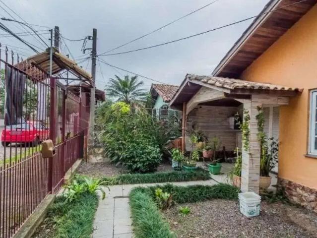 Casa / Sobrado para Venda em Porto Alegre/RS Parque Santa Fé 3 Quartos
