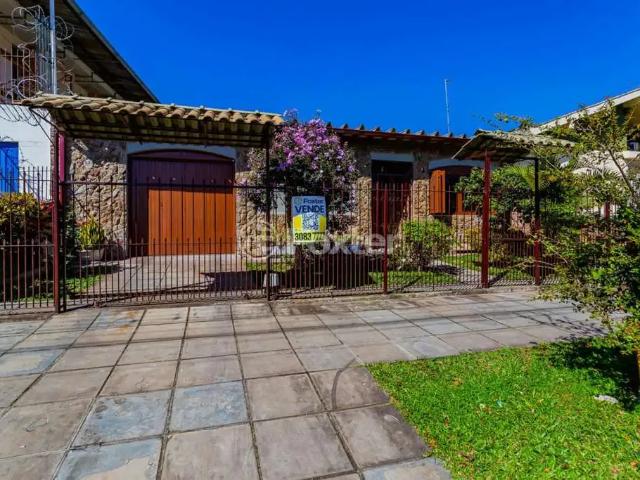 Casa / Sobrado para Venda em Porto Alegre/RS Parque Santa Fé 3 Quartos