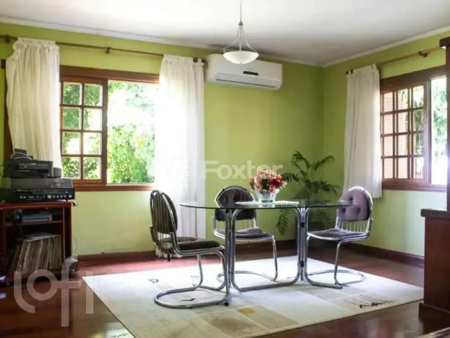 Casa / Sobrado para Venda em Porto Alegre/RS Parque Santa Fé 4 Quartos