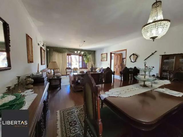 Casa / Sobrado para Venda em Porto Alegre/RS Parque Santa Fé 4 Quartos