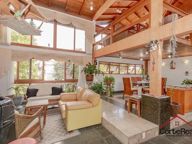 Casa / Sobrado para Venda em Porto Alegre/RS Passo da Areia 4 Quartos