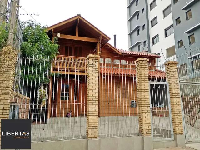 Casa / Sobrado para Venda em Porto Alegre/RS Passo da Areia 4 Quartos