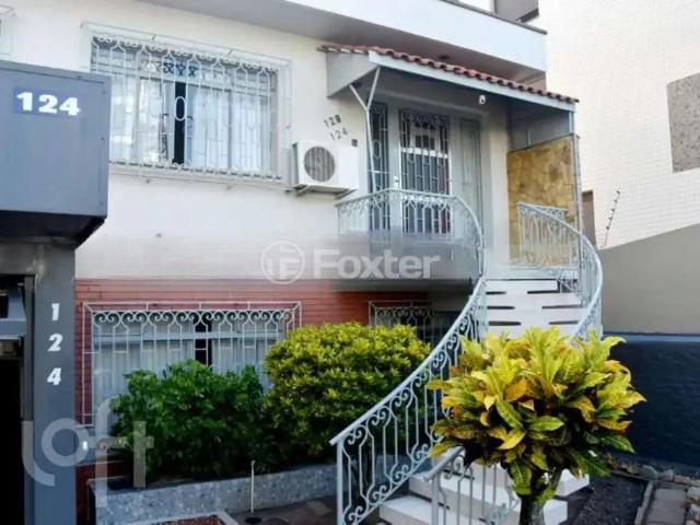 Casa / Sobrado para Venda em Porto Alegre/RS Passo da Areia 5 Quartos