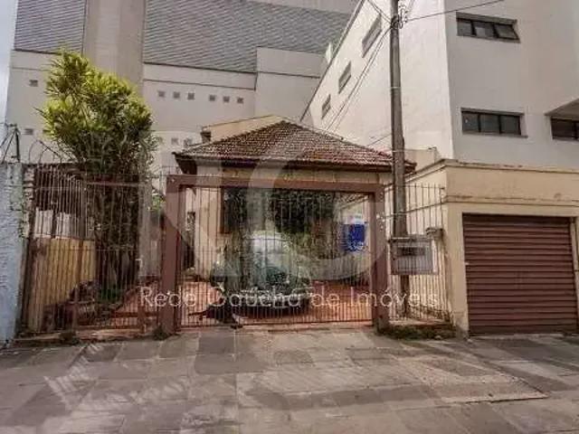Casa / Sobrado para Venda em Porto Alegre/RS Passo da Areia 6 Quartos