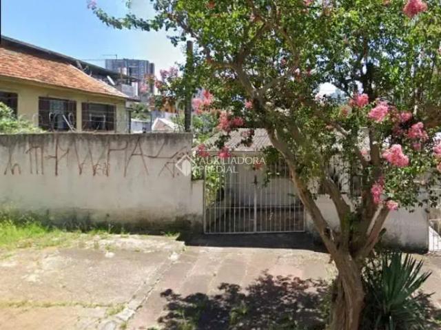 Casa / Sobrado para Venda em Porto Alegre/RS Passo da Areia 1 Quartos