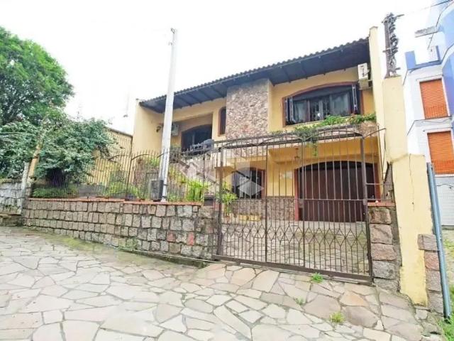 Casa / Sobrado para Venda em Porto Alegre/RS Passo da Areia 2 Quartos