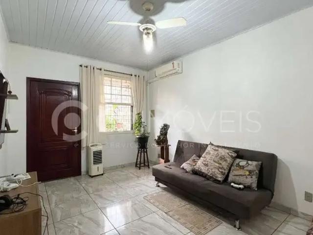 Casa / Sobrado para Venda em Porto Alegre/RS Passo da Areia 2 Quartos
