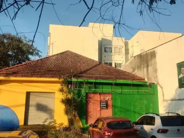 Casa / Sobrado para Venda em Porto Alegre/RS Passo da Areia 2 Quartos