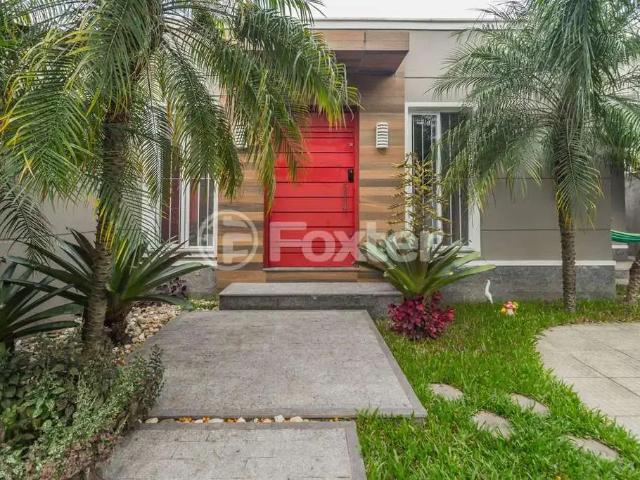 Casa / Sobrado para Venda em Porto Alegre/RS Passo da Areia 3 Quartos