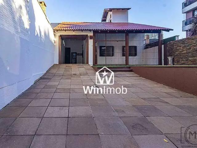 Casa / Sobrado para Venda em Porto Alegre/RS Passo da Areia 3 Quartos