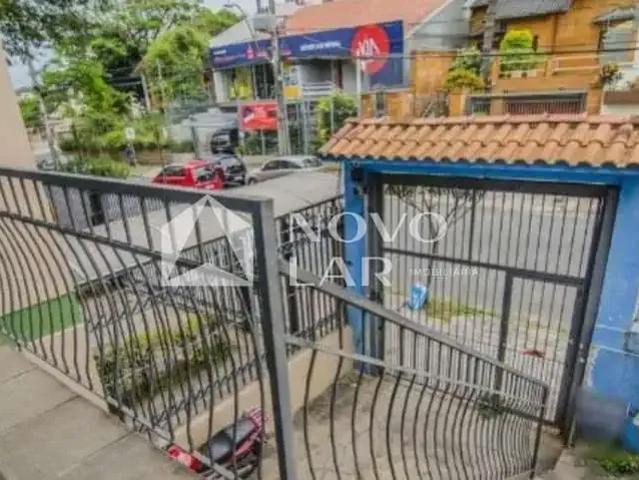 Casa / Sobrado para Venda em Porto Alegre/RS Passo da Areia 3 Quartos
