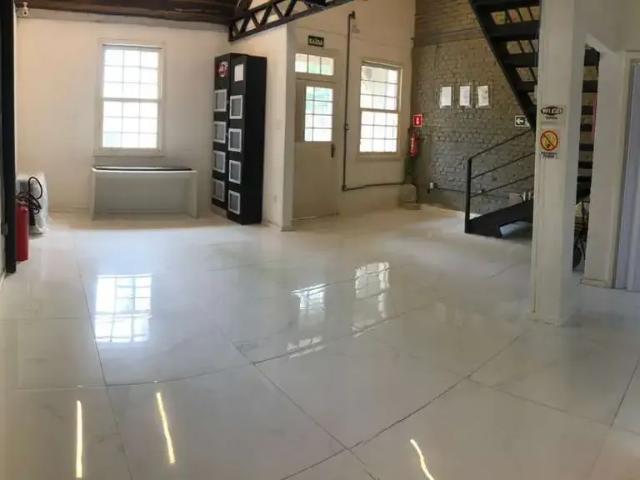 Casa / Sobrado para Venda em Porto Alegre/RS Passo da Areia 3 Quartos