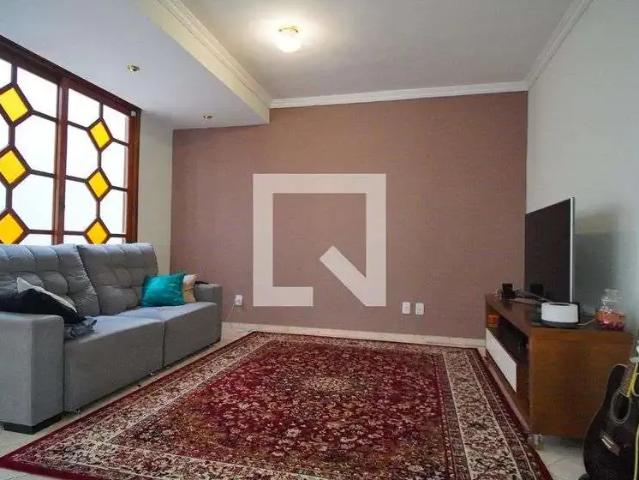 Casa / Sobrado para Venda em Porto Alegre/RS Passo da Areia 3 Quartos
