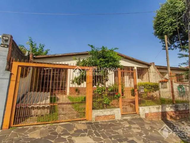 Casa / Sobrado para Venda em Porto Alegre/RS Passo das Pedras 3 Quartos