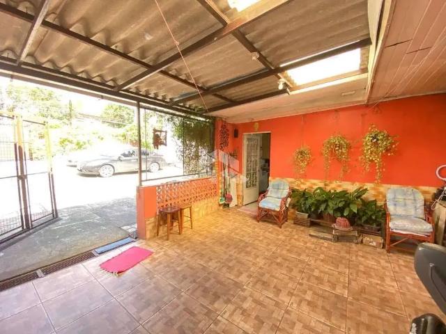 Casa / Sobrado para Venda em Porto Alegre/RS Passo das Pedras 3 Quartos