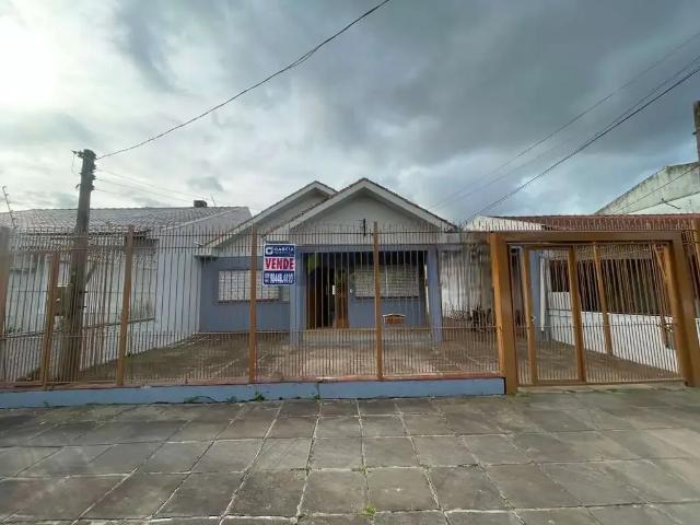 Casa / Sobrado para Venda em Porto Alegre/RS Passo das Pedras 3 Quartos