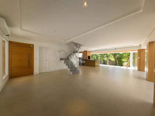 Casa / Sobrado para Venda em Porto Alegre/RS Pedra Redonda 4 Quartos