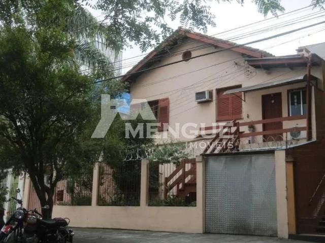 Casa / Sobrado para Venda em Porto Alegre/RS Petrópolis 11 Quartos
