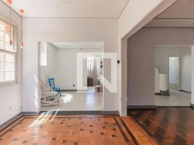 Casa / Sobrado para Venda em Porto Alegre/RS Petrópolis 1 Quartos