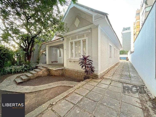 Casa / Sobrado para Venda em Porto Alegre/RS Petrópolis 2 Quartos