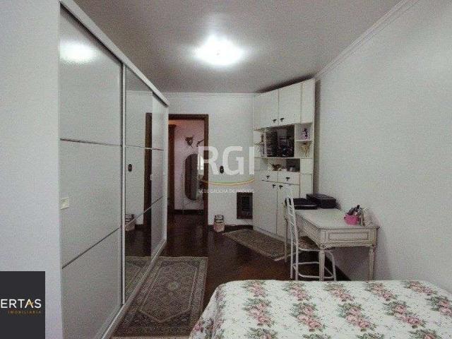 Casa / Sobrado para Venda em Porto Alegre/RS Petrópolis 3 Quartos