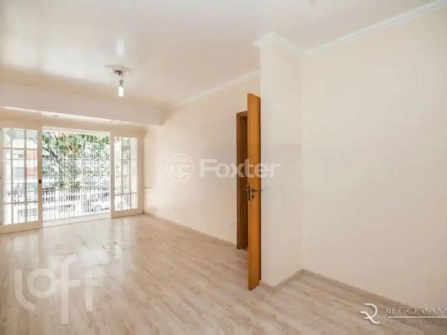 Casa / Sobrado para Venda em Porto Alegre/RS Petrópolis 3 Quartos