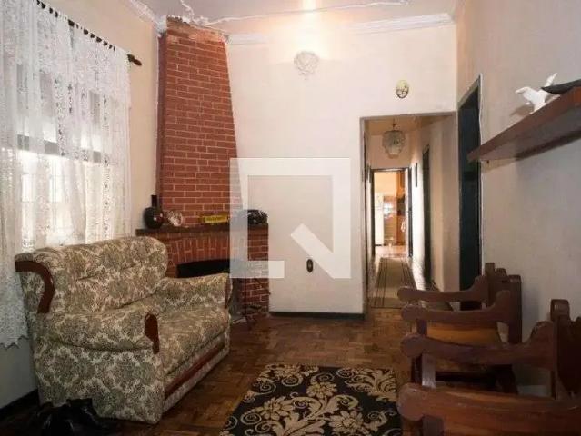Casa / Sobrado para Venda em Porto Alegre/RS Petrópolis 3 Quartos