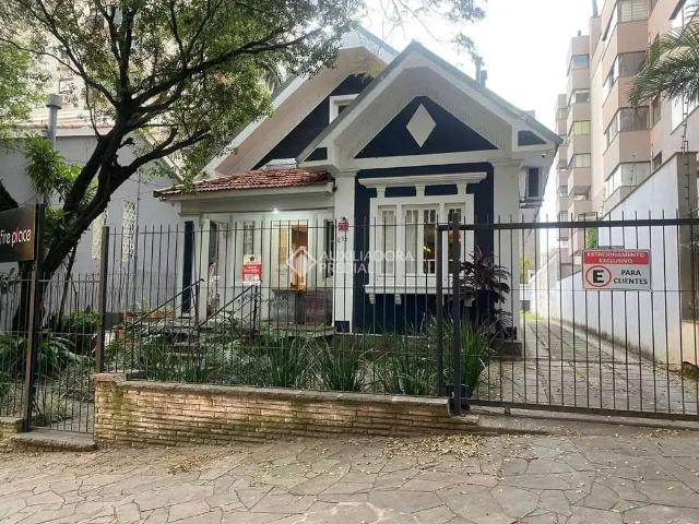 Casa / Sobrado para Venda em Porto Alegre/RS Petrópolis 3 Quartos