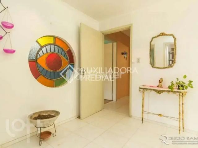 Casa / Sobrado para Venda em Porto Alegre/RS Petrópolis 3 Quartos