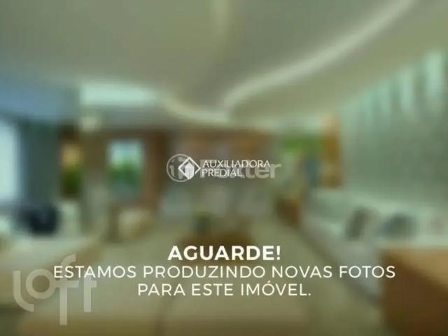 Casa / Sobrado para Venda em Porto Alegre/RS Petrópolis 3 Quartos