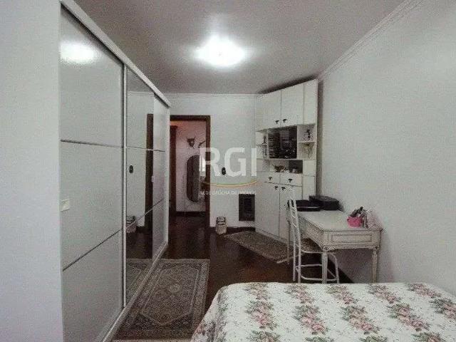 Casa / Sobrado para Venda em Porto Alegre/RS Petrópolis 3 Quartos