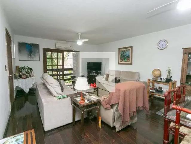 Casa / Sobrado para Venda em Porto Alegre/RS Petrópolis 3 Quartos